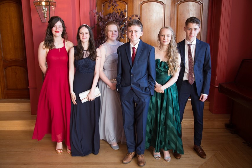 Year 11 Prom - News - Redruth School